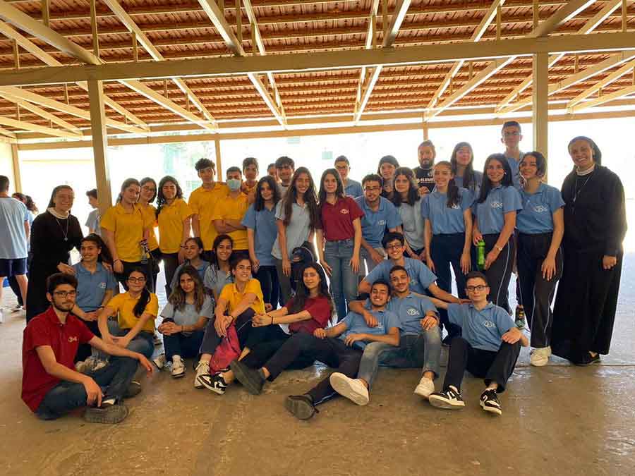 نشاط ترفيهي لشبيبة الراهبات المخلصيات لصفوف الروضات بالفرعين الفرنسي ...