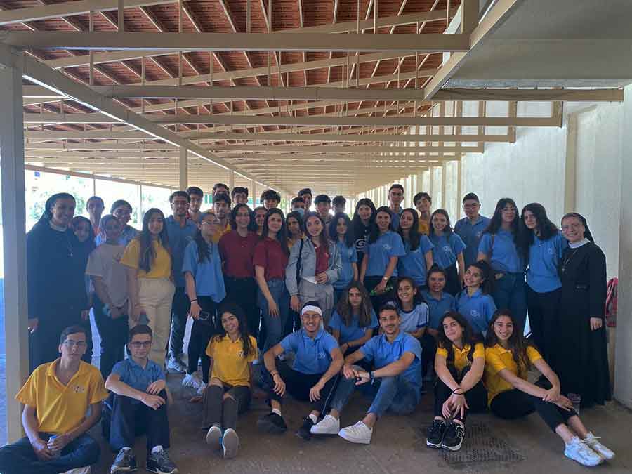 نشاط ترفيهي لشبيبة الراهبات المخلصيات لصفوف الحلقة الأولى بالفرعين ...